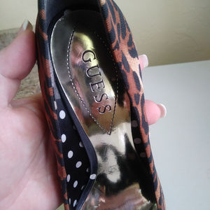 Guess | Shoes | Guess Leopard Print Peep Toe Platform Pumps Nwt | Poshmark